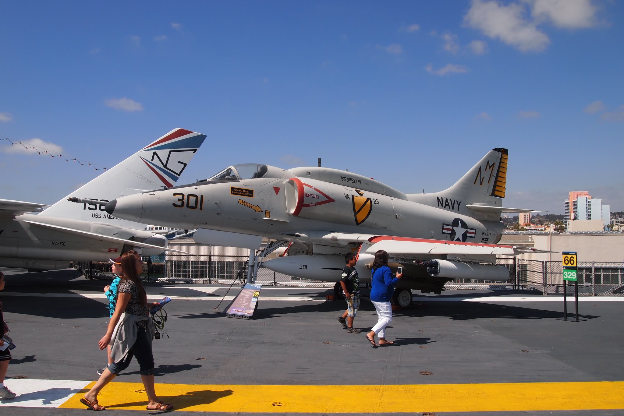 USS Midway, Naval Base, San Diego, (USA) | Blog de MILITARIA lagleize1944